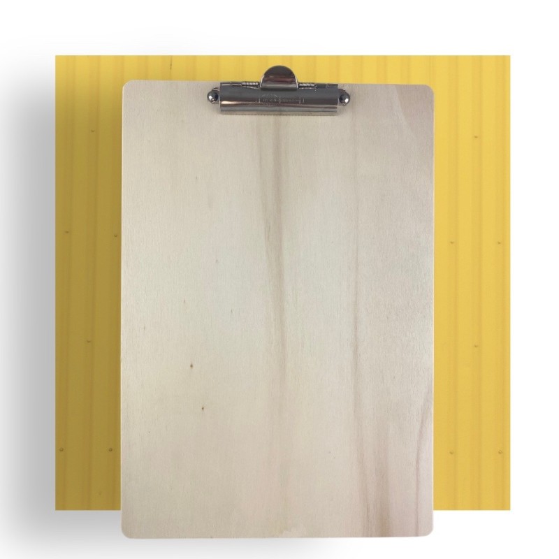 Carta menú restaurante o bares en madera natural estilo nordico